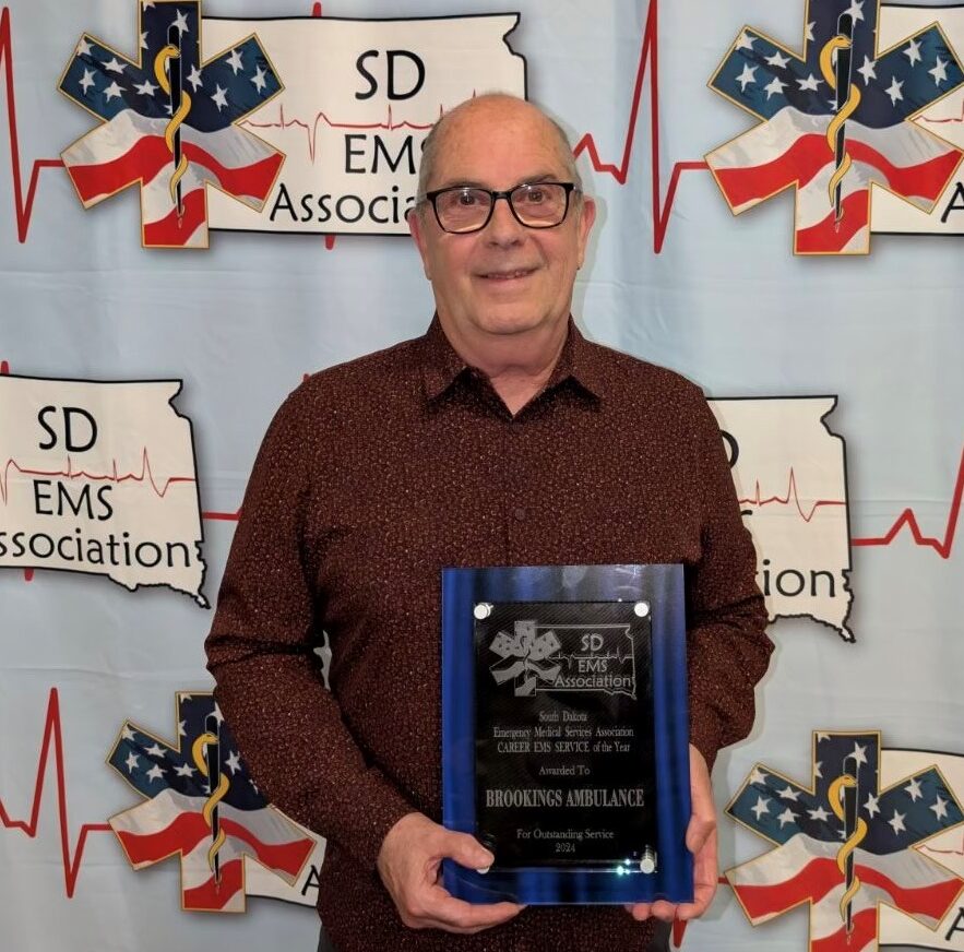 Ambulance service recognized with Career EMS Service Award | SDAHO